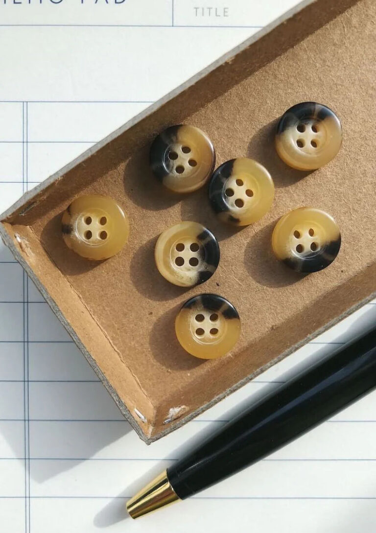 PetiteKnit Knapp - Yllotyll