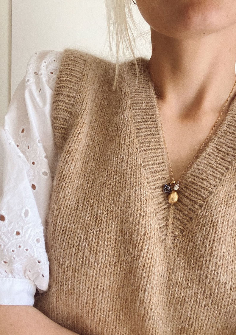 Stockholm Slipover V-neck - Yllotyll